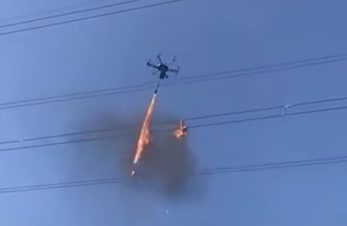 Funkcjonalny dron - Memy.pl